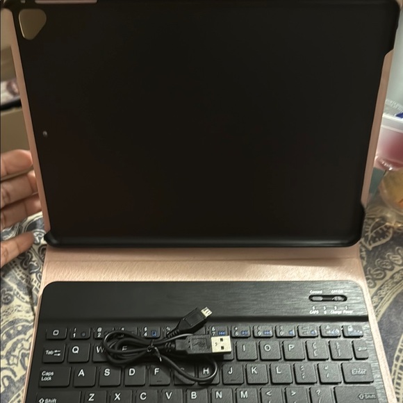 Tablets & Accessories | Black And Pink Tablet Case With Keyboard | Poshmark